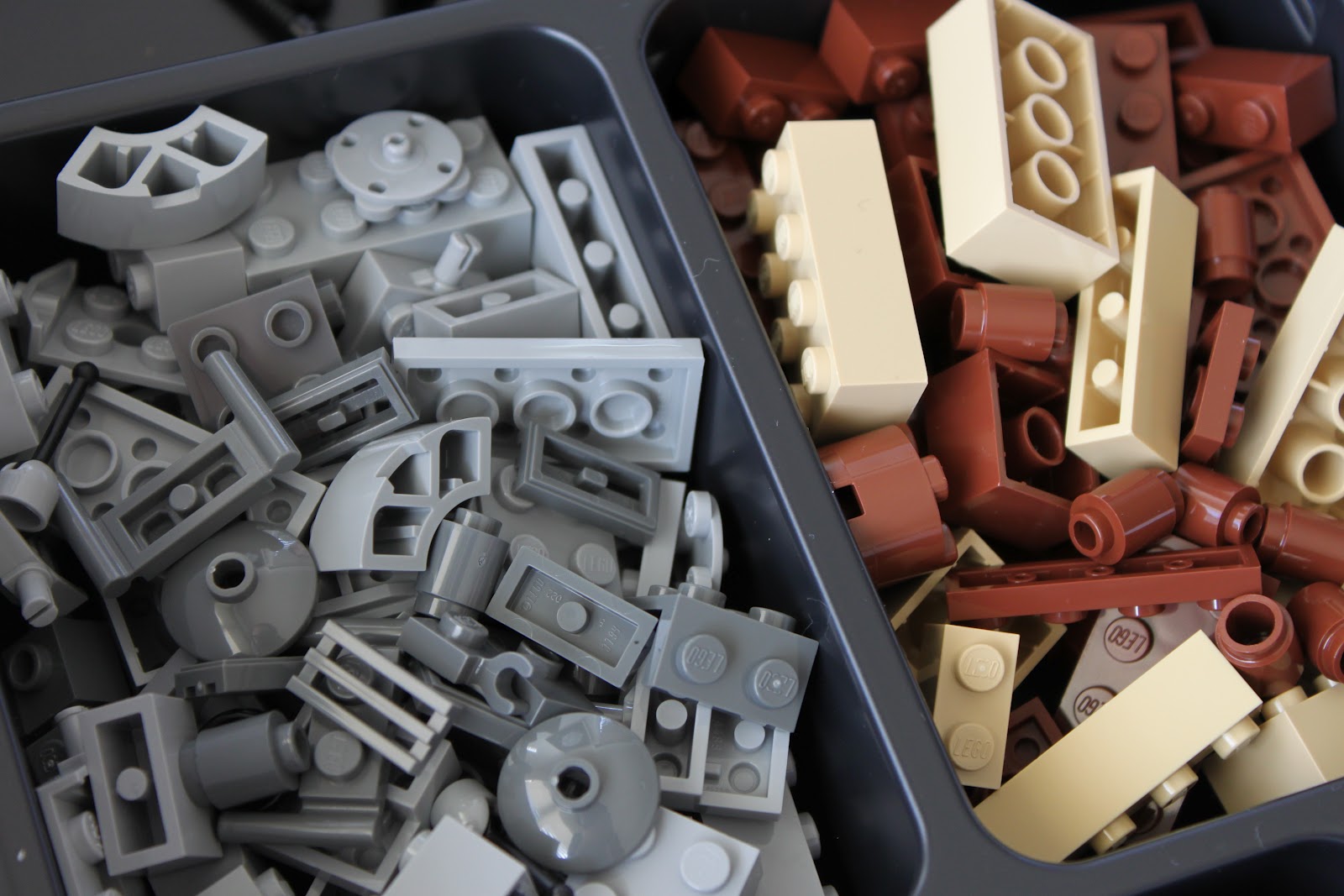 Toast and life: A review: LEGO Creationary.