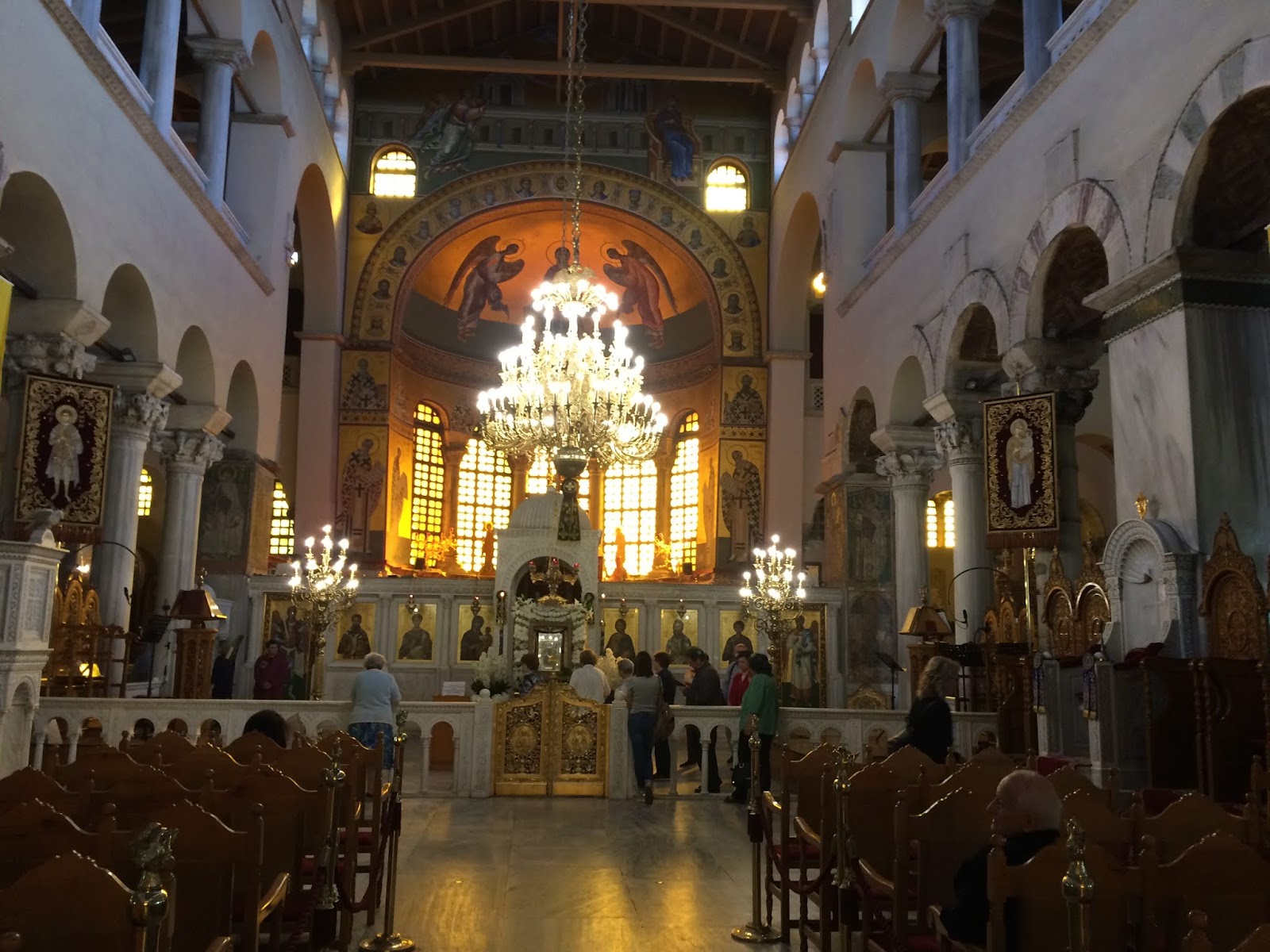 Ελληνορωμαϊκά!: Η ΕΥΩΔΙΑ ΤΟΥ ΑΓΙΟΥ ΓΙΑ ΠΡΩΤΗ ΦΟΡΑ ΕΦΘΑΝΕ ΠΕΡΙ ΤΑ 200 ...