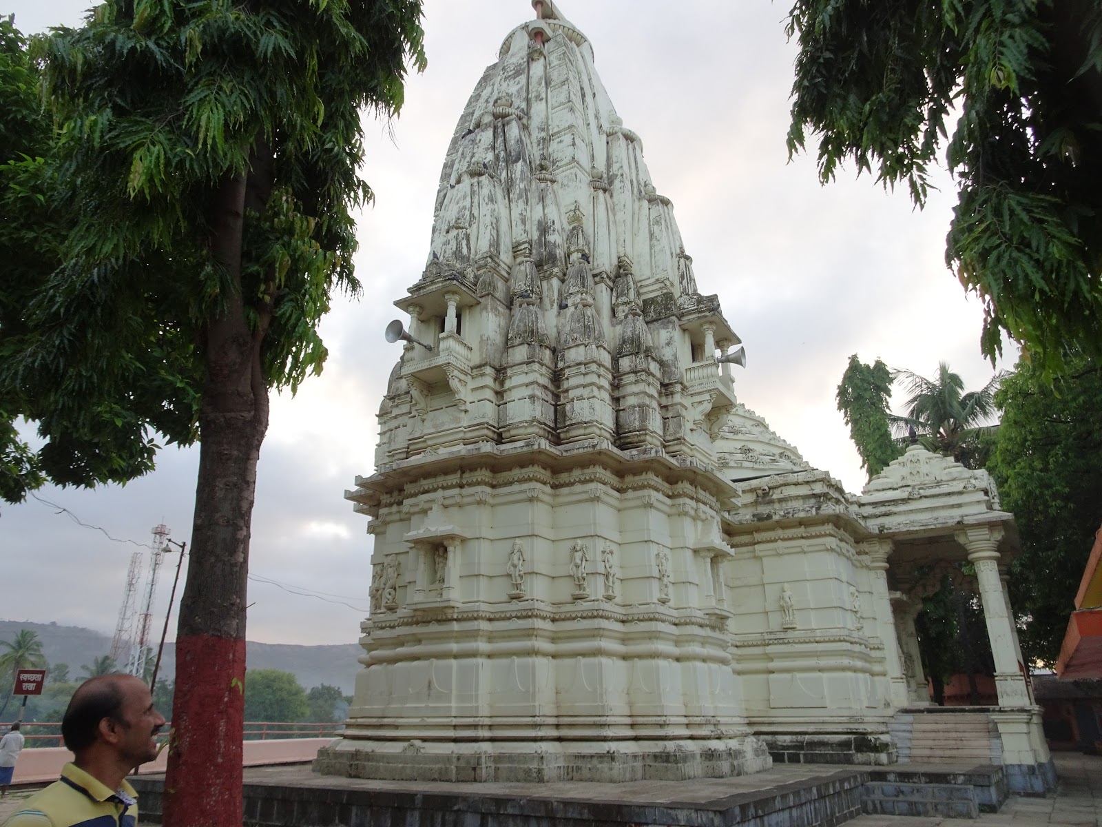 दर्‍यांचा राजा