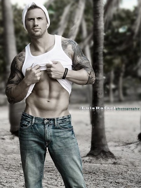 DAVID DUST: Featured Model - Joe Troisi