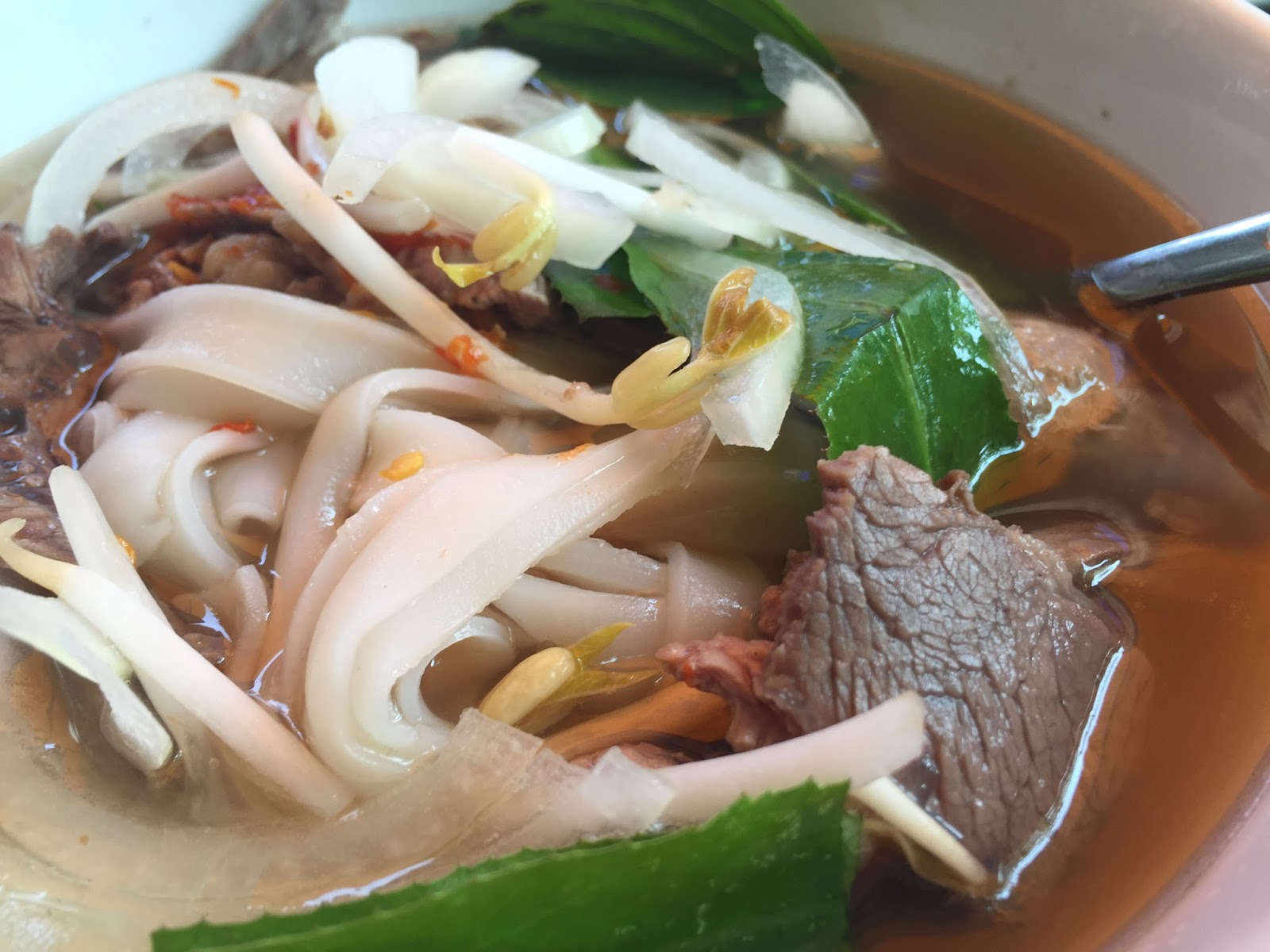 food+road trip: Lucky Pho aka Special Pho @ Phnom Penh, Cambodia.