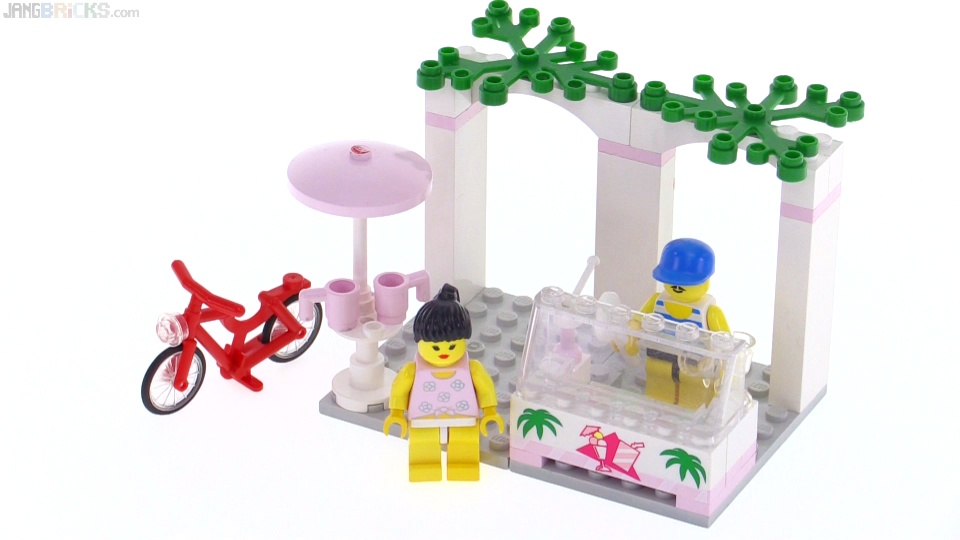 LEGO Paradisa Sidewalk Cafe from 1994! set 6402
