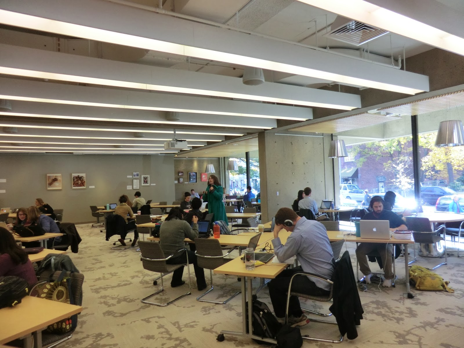 HMS Tours: The Gutman Library Commons at Harvard