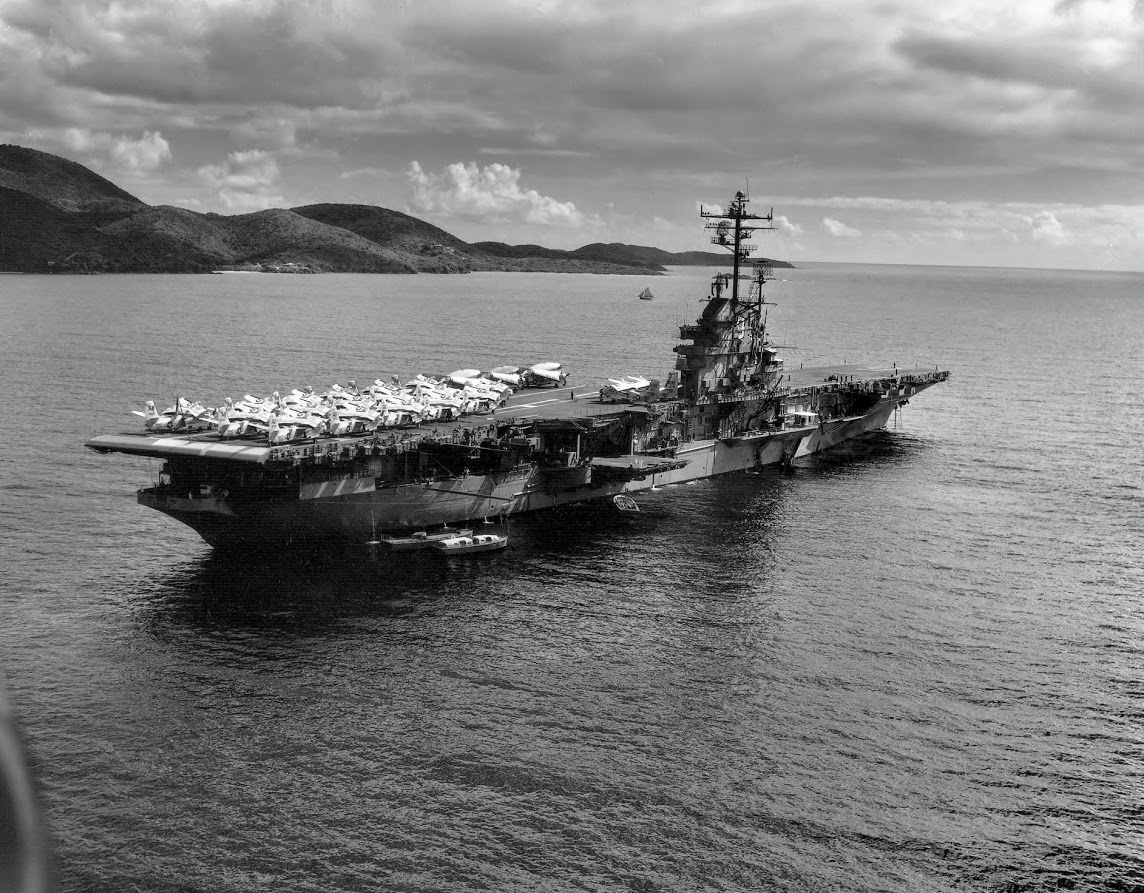 USS ESSEX -1962 USS Essex (CV/CVA/CVS-9) was an aircraft carrier and ...