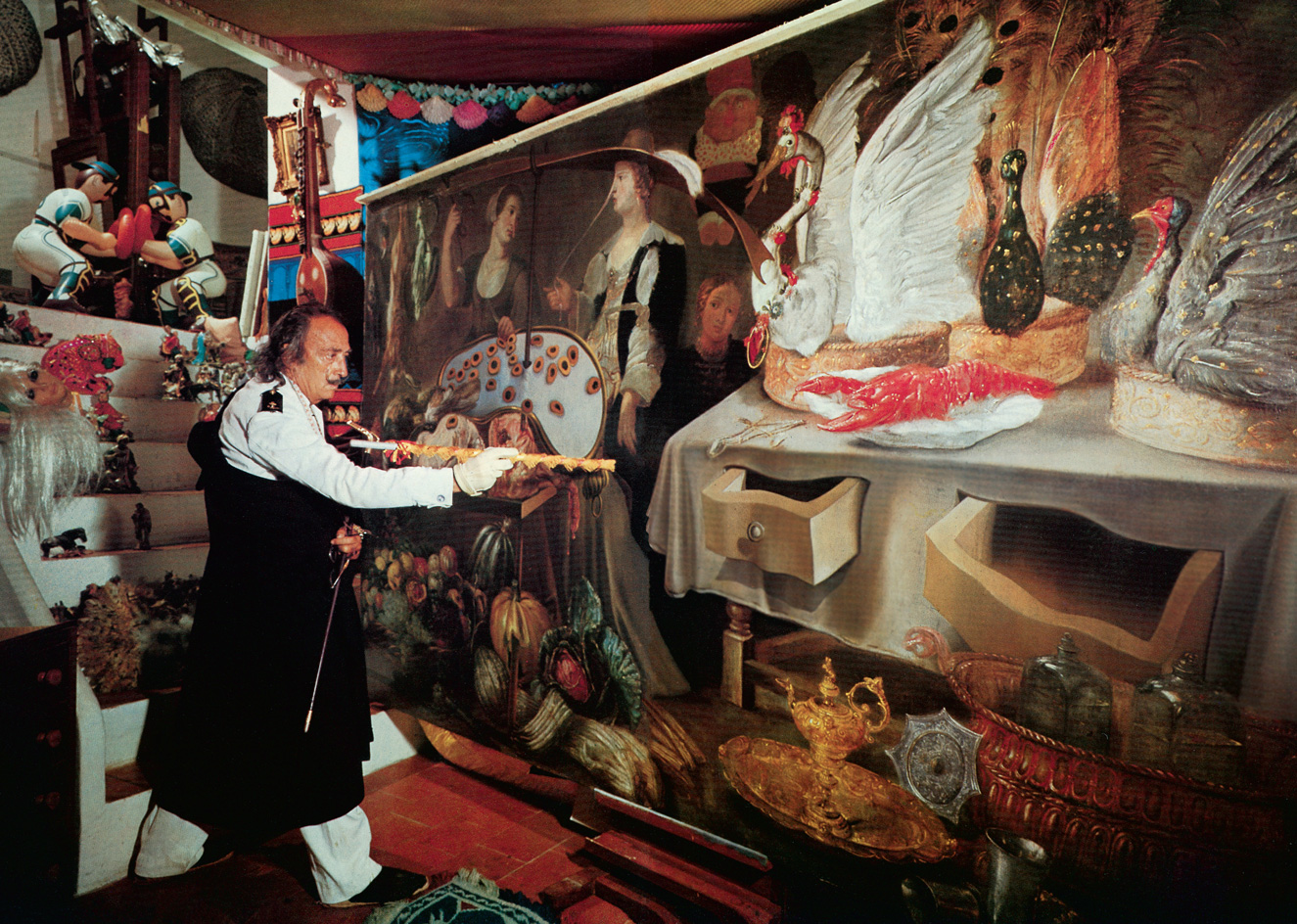 25 Candid Photographs of Salvador Dalí Painting in His Studio ~ Vintage ...