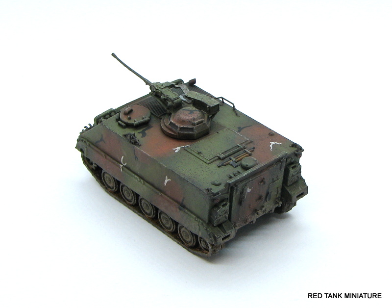 Gulumik Military Models: M113 with M139 20mm gun 1/72