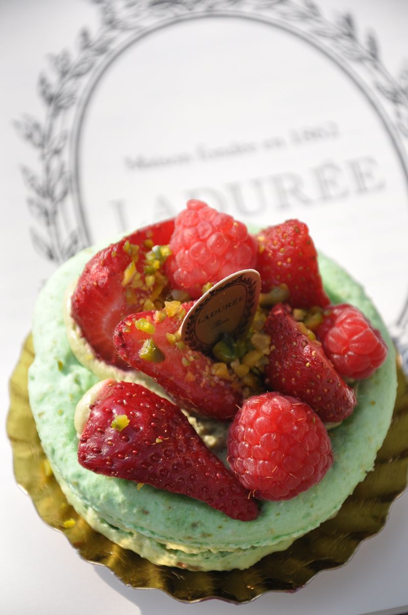 Passion For Luxury : Ladurée luxury pâtisserie
