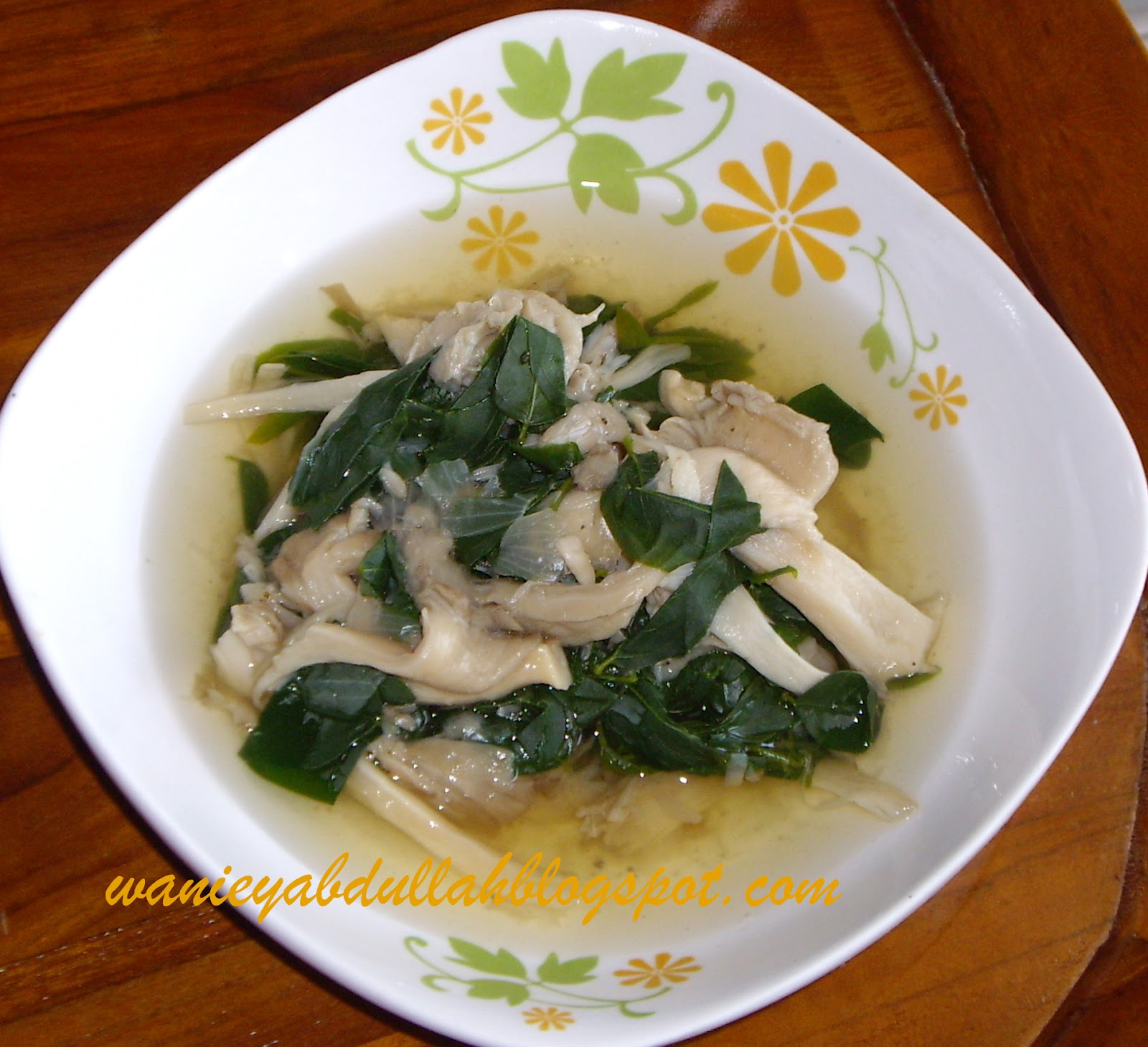 ..Di lesung pecah..: Cendawan n Pucuk Manis Masak Sayur Pedas