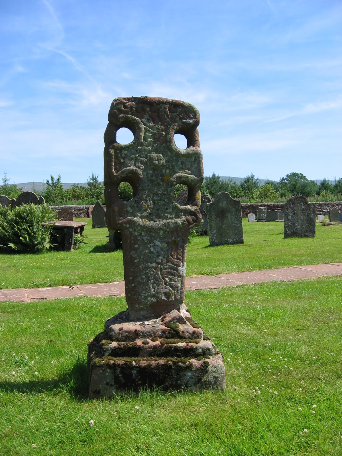 A walk amongst the stones: St Michael and All Angels Church, Addingham ...