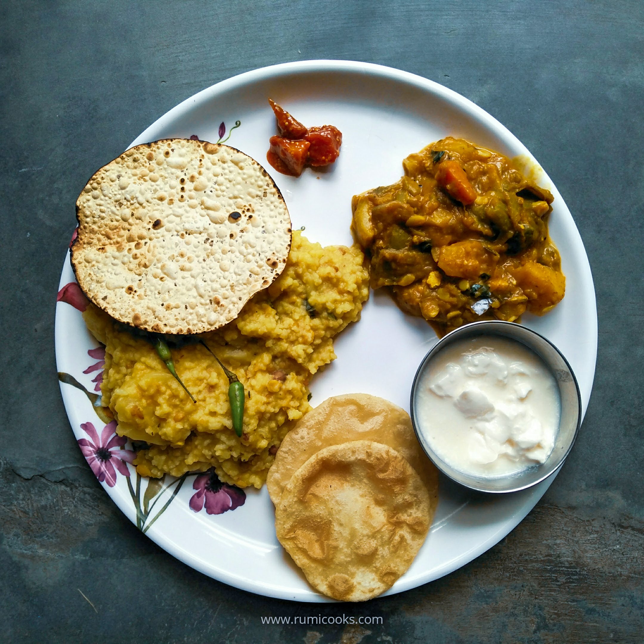 Portion Control Meal Plate :No Onion No Garlic Dal Khichuri, Labra ...