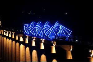 Living Green With LED Lighting World: Iowa footbridge features inspired ...