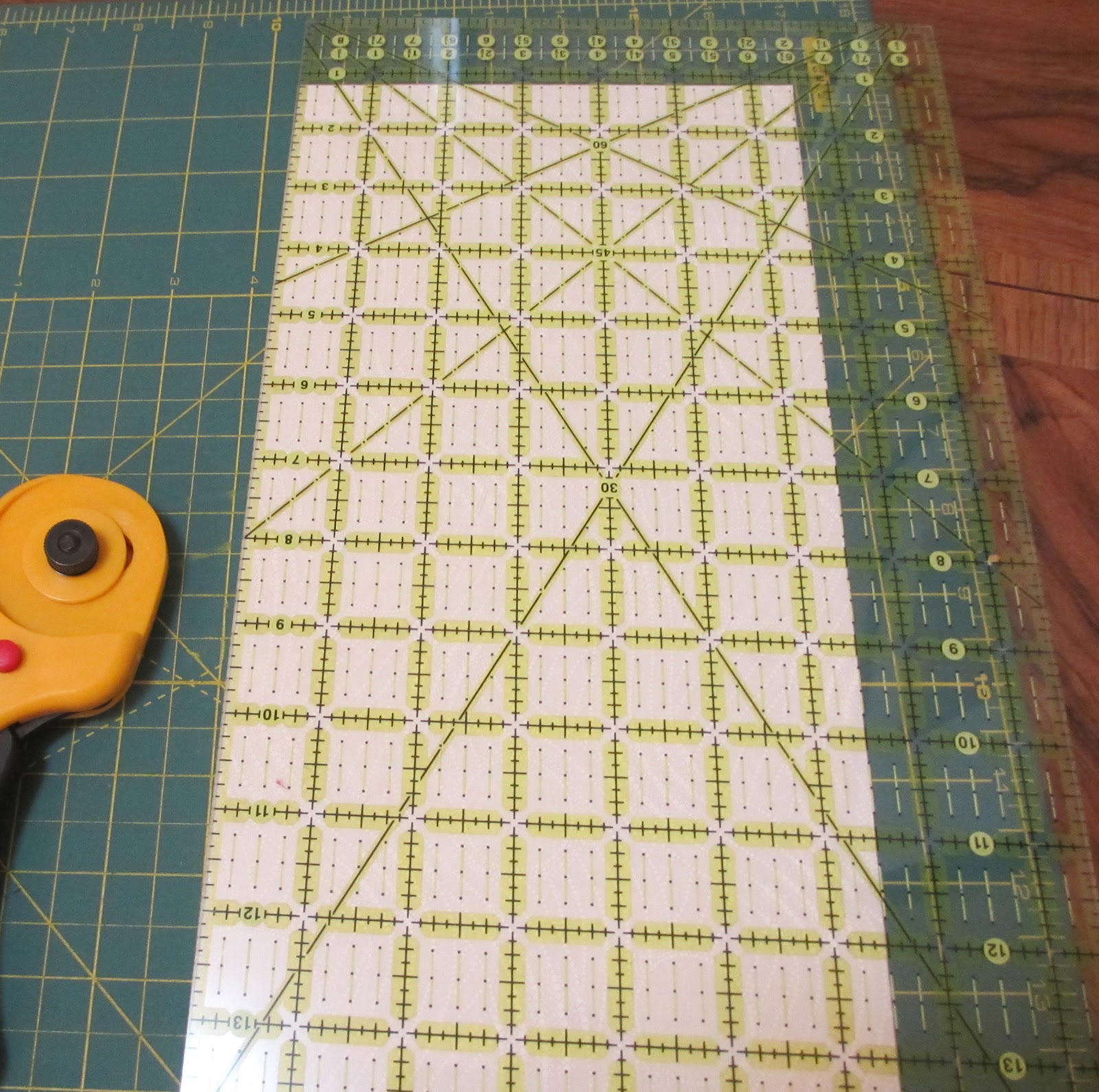 Radiant Honey Quilts: Peppermint Strip Block Tutorial