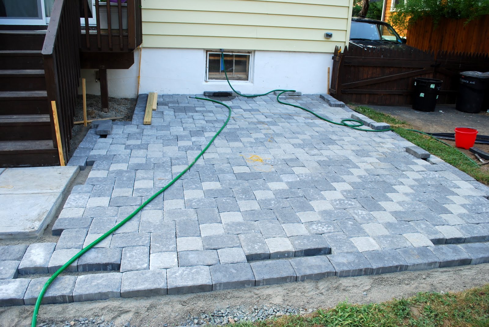 In the Little Yellow House: Patio Building: Laying Pavers