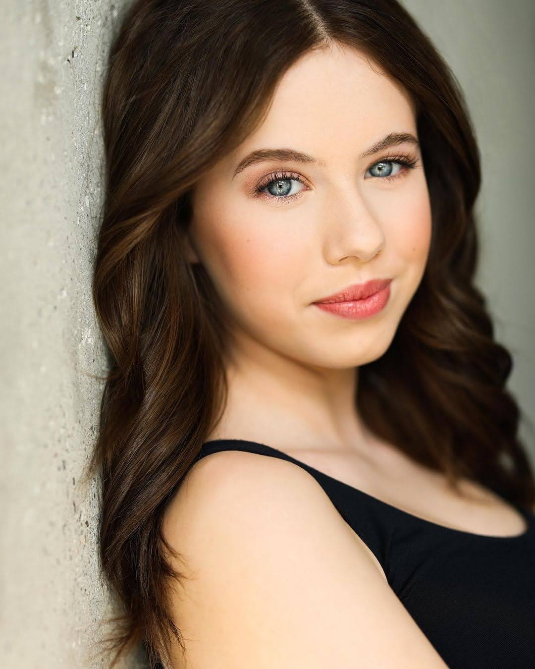 Eden Summer Gilmore Age Wiki Bio Photos Eden Summer Gilmore Age Wiki Bio Photos