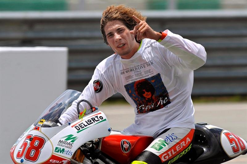 Cronómetro de Récords: Marco Simoncelli muere en el circuito de Sepang