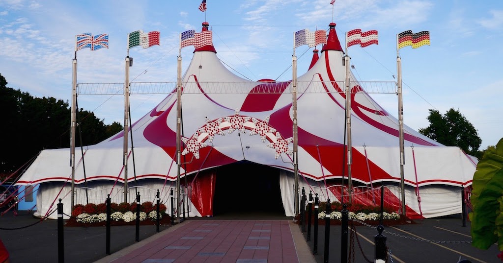 Big E 2015 - Circus Spectacular | The Track of Time