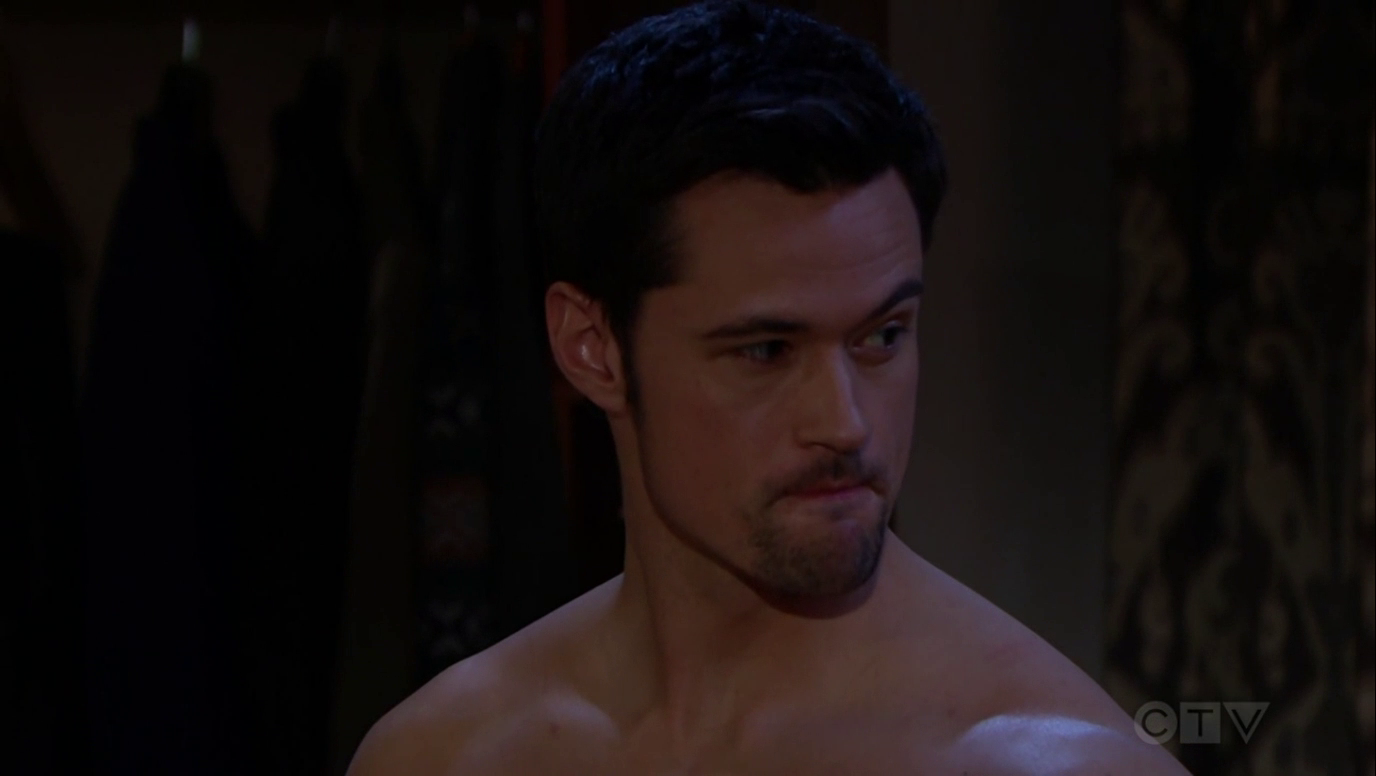 Alexis_Superfan's Shirtless Male Celebs: Matthew Atkinson shirtless in ...