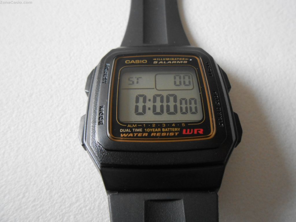 Zona Casio: Prueba: Casio F-201, el modelo más completo de la serie F