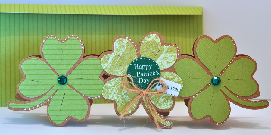 Hand to Paper: 4 LEAF CLOVER