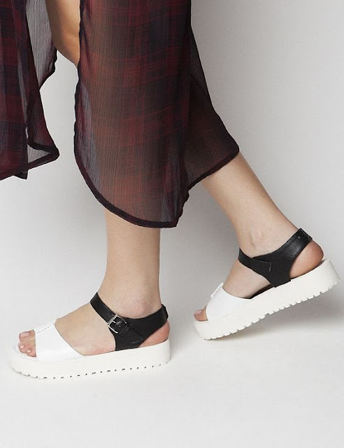 Wear the Flat Platform Sandal Trend! - Miss Rich