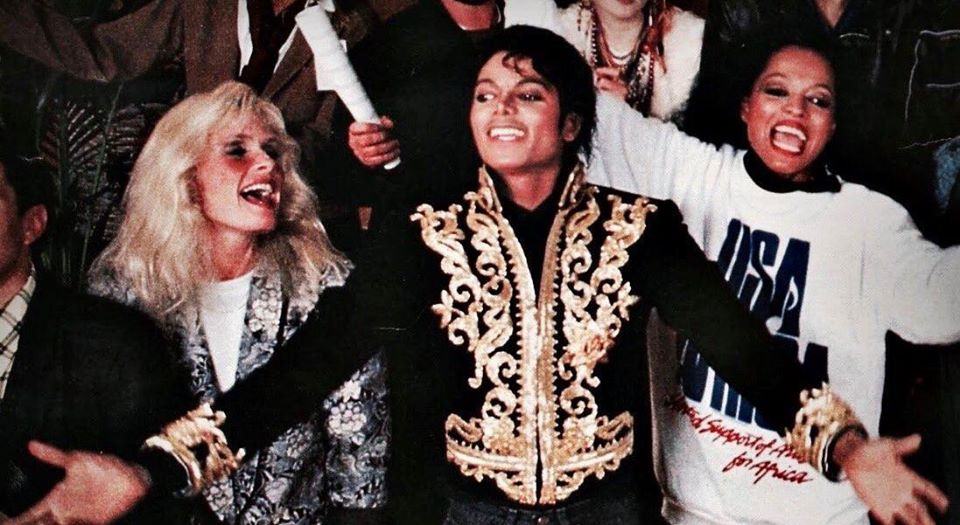 Hoy hace 36 años que un espectacular elenco de artistas grabaron el ...