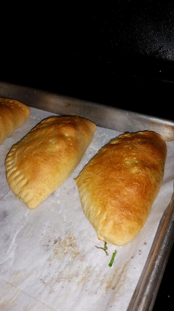 Breakfast Hotpockets (Quick and Easy)