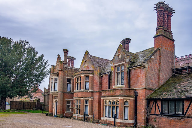 Manor Houses of Hadleigh