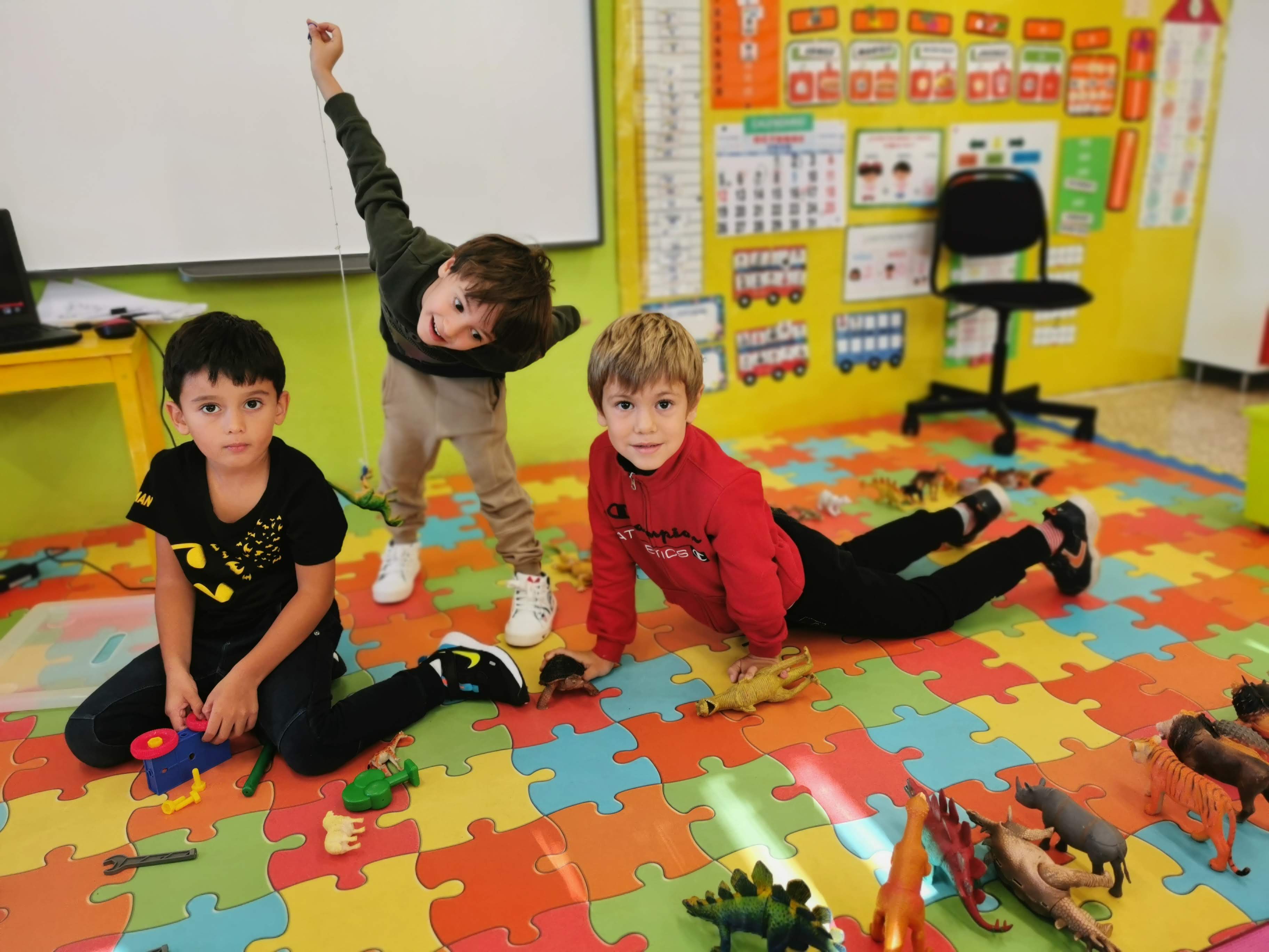 La magia de mirar: NUESTROS RINCONES DE JUEGO