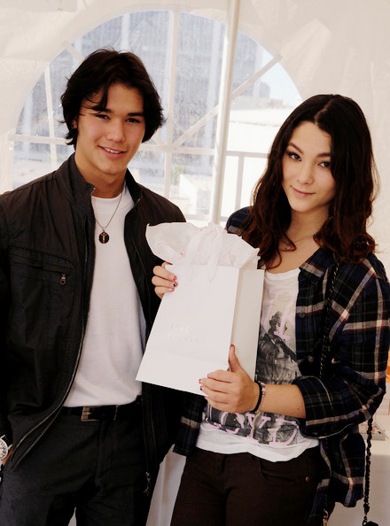 Twilight Pack: Boo Boo Stewart & Fivel Golden Globes