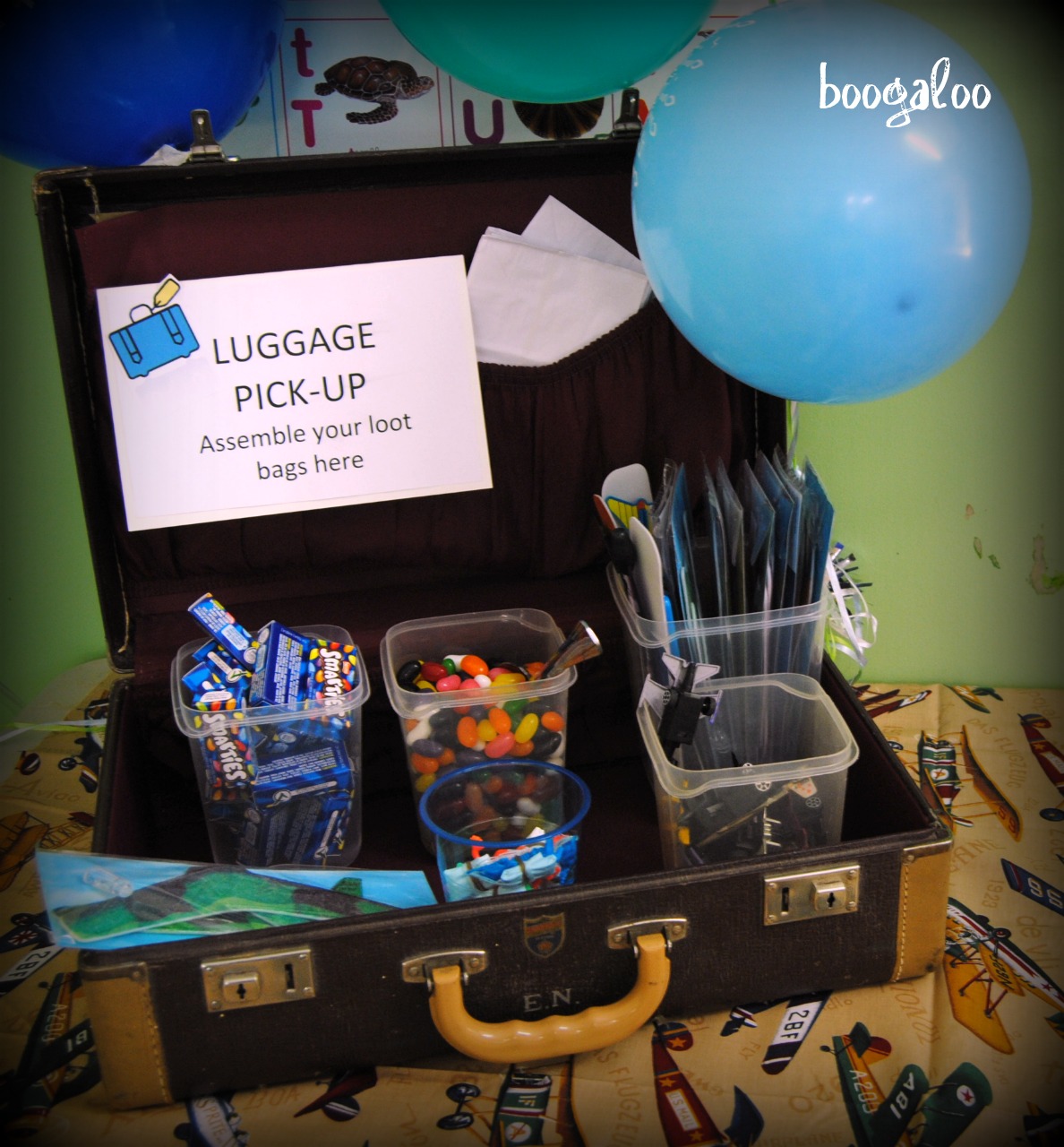 boogaloo: airplane-themed party 2