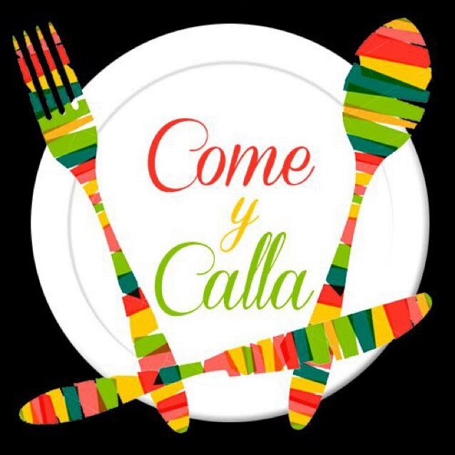 Come y Calla: Flanes de requesón con salsa de kiwi