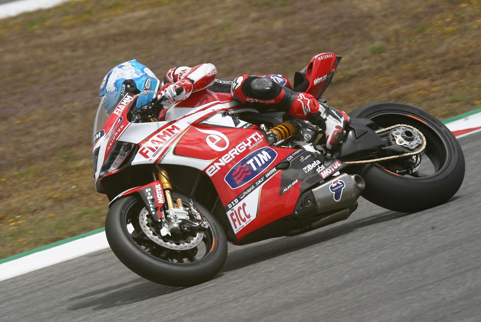 Racing Cafè: Photo #492 - Carlos Checa 2013