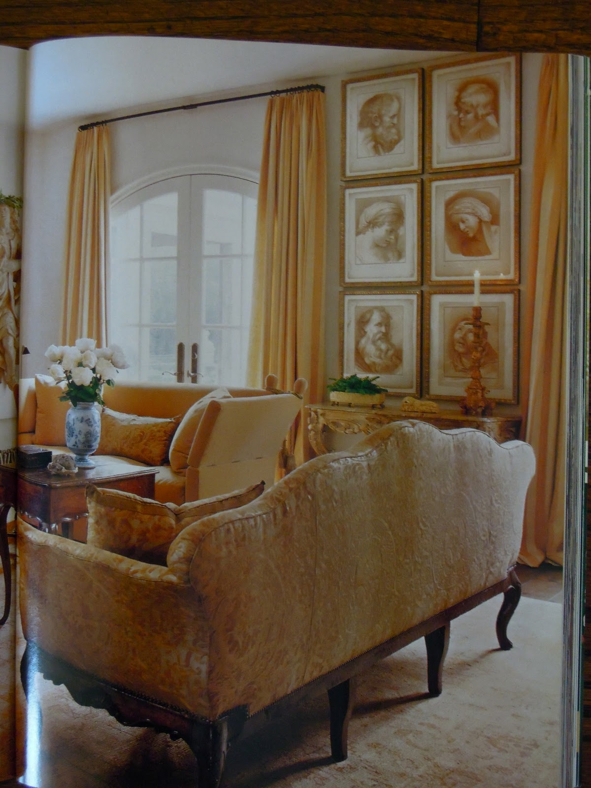 Antiqueaholics: Pamela Pierce Decorates for Christmas, Veranda 2005