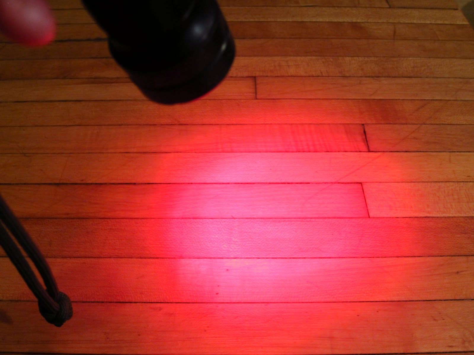 Red Crow Gear: SUREFIRE KROMA Multi-LED Flashlight