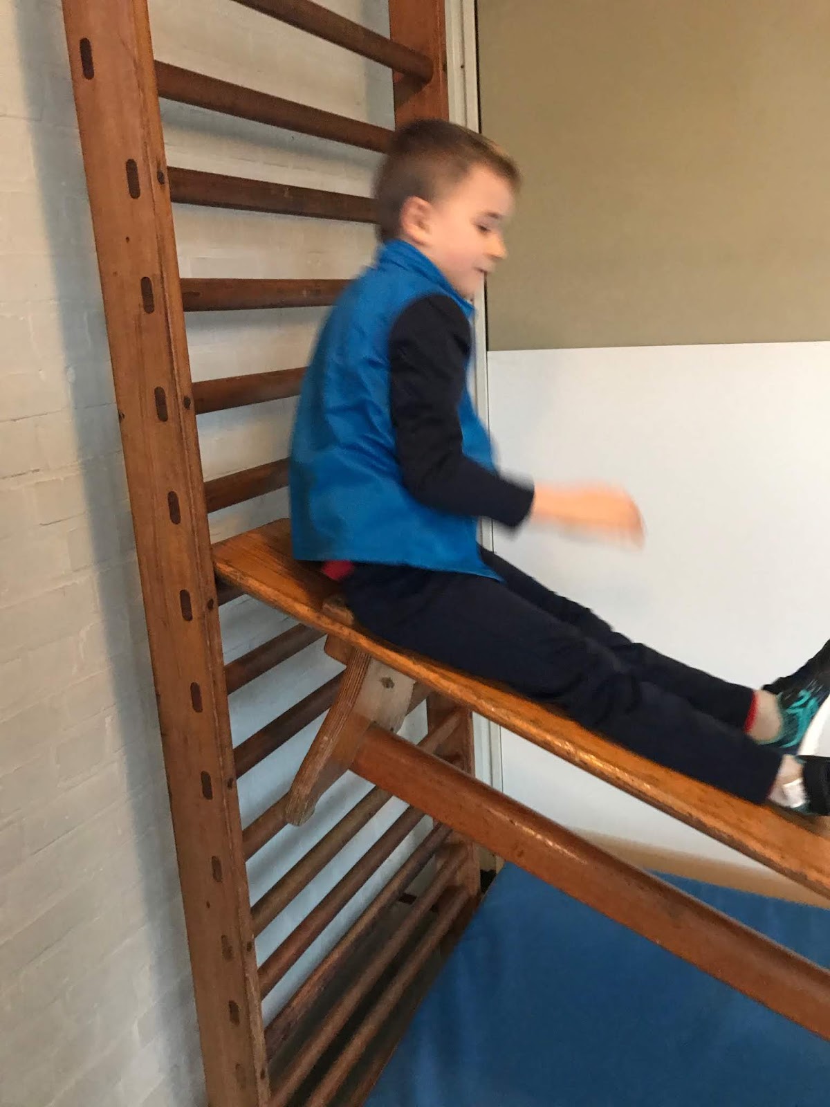 Turnles: sluipen - kruipen- klimmen en glijden