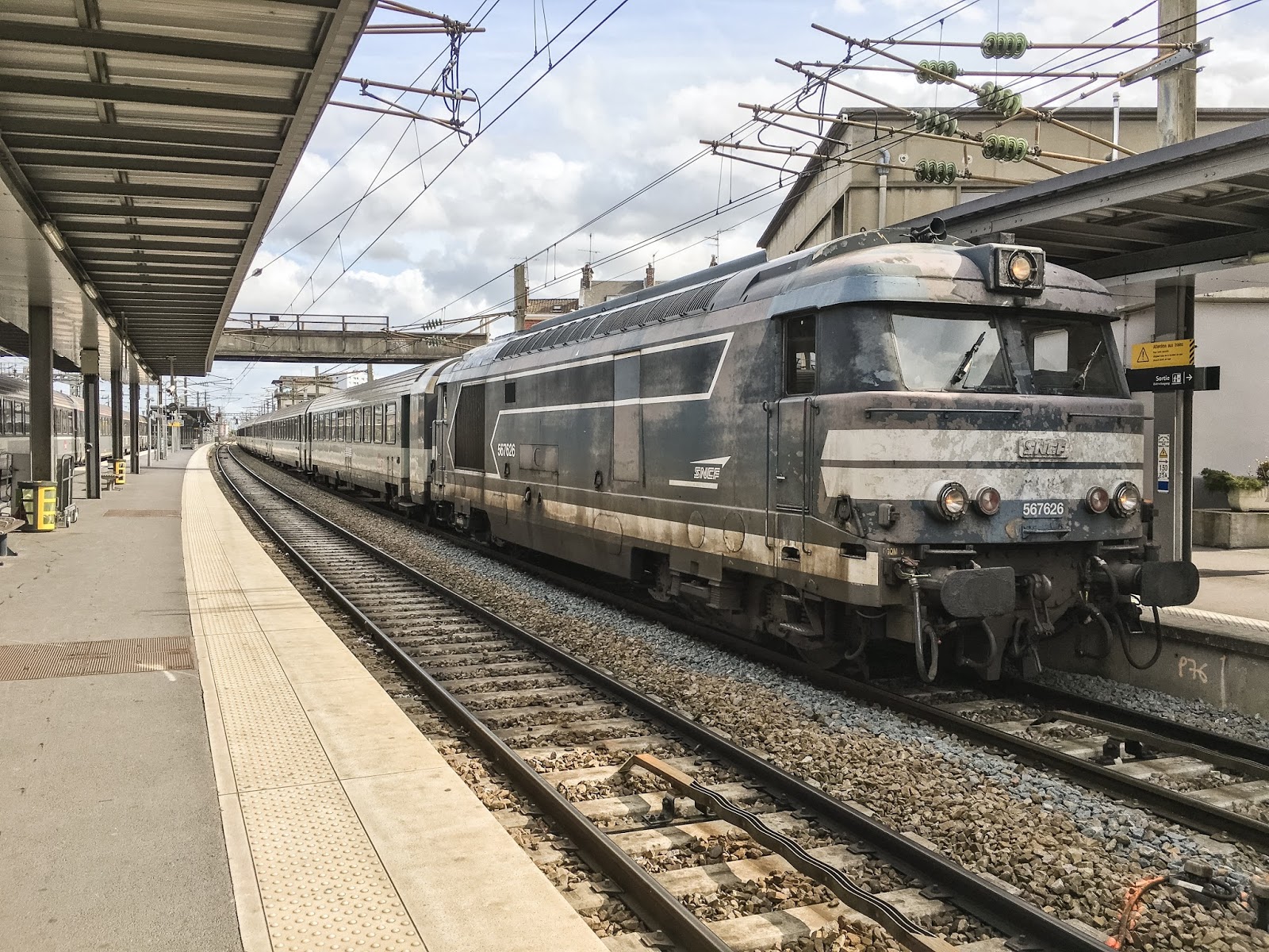 LA PASSION DU TRAIN: BB 67400 à Amiens et Boulogne par Louis