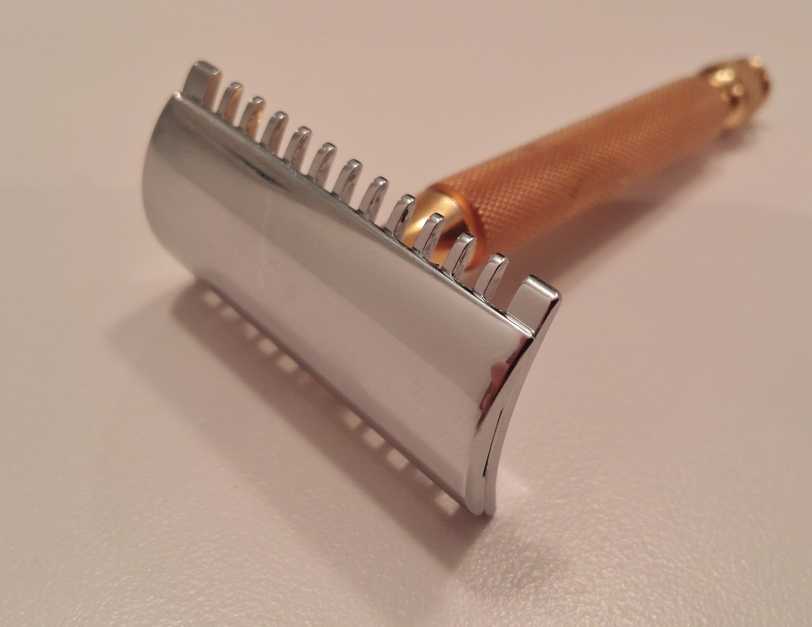 Shave Like Grandad: The Aesthetics of Razor-Handle Combinations