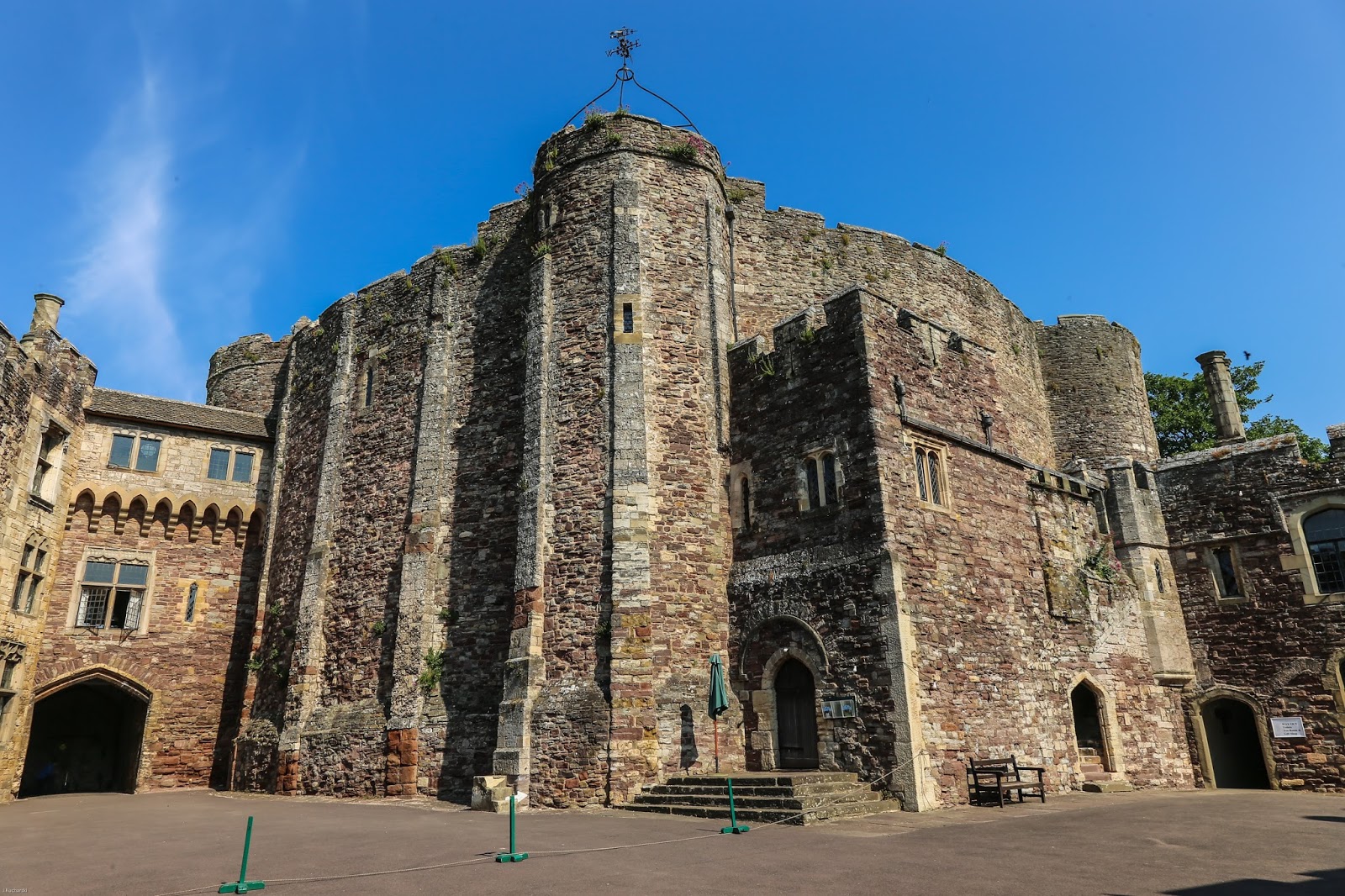 Berkeley Castle News: The end of a fantastic season at Berkeley Castle