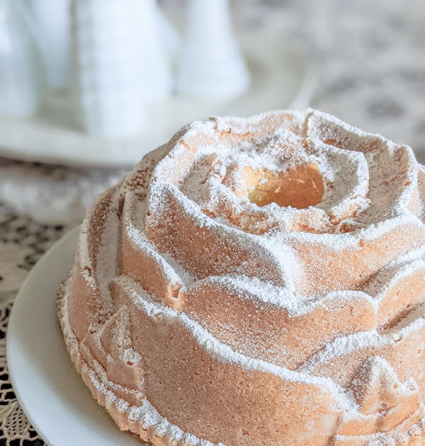 A Rose Shaped Bundt Cake That's Tasty and Pretty | Postcards from the Ridge