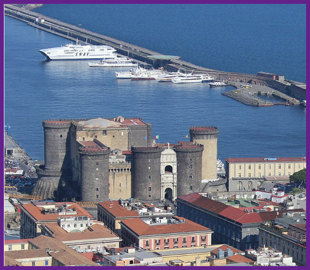 S T R A V A G A N Z A: NAPLES DURING THE MIDDLE AGES