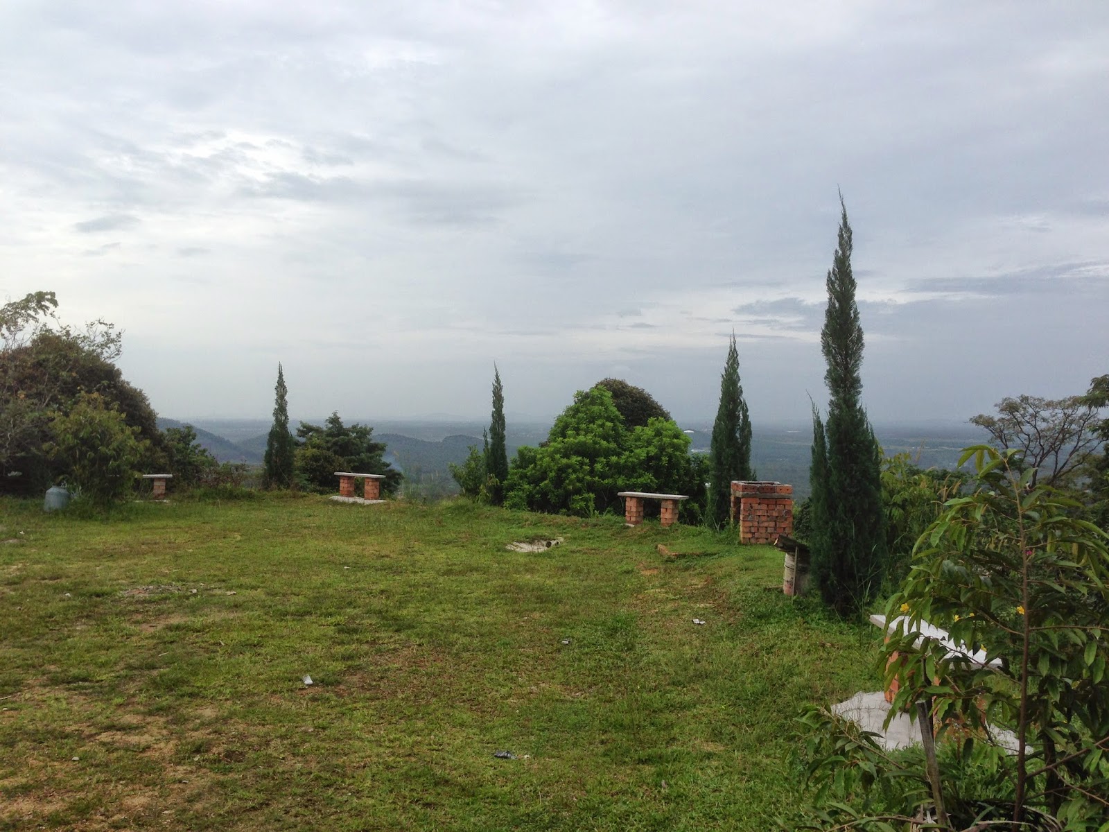 Lifez Like Tat: Suling Hill