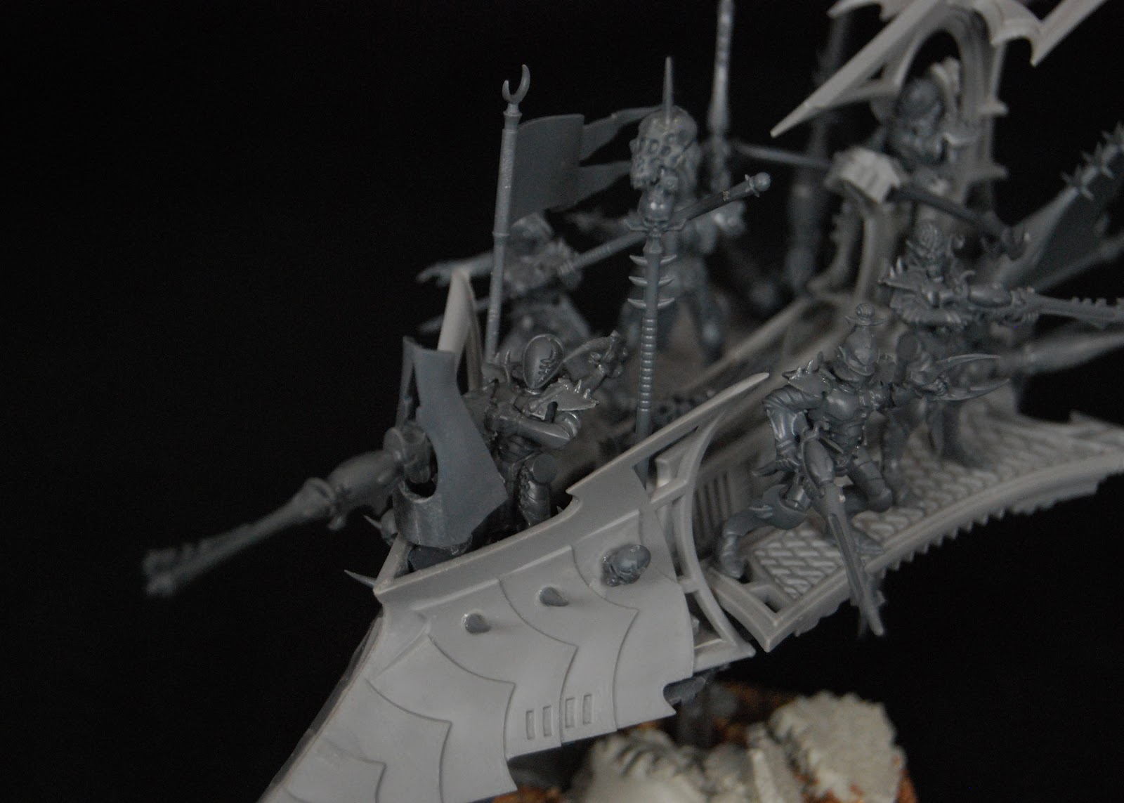Eye of Error: Dark Eldar Retro Raider Redux Part 1!