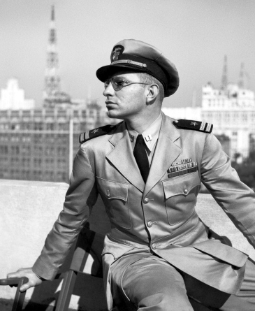 Bespectacled Birthdays: L. Ron Hubbard, c.1939