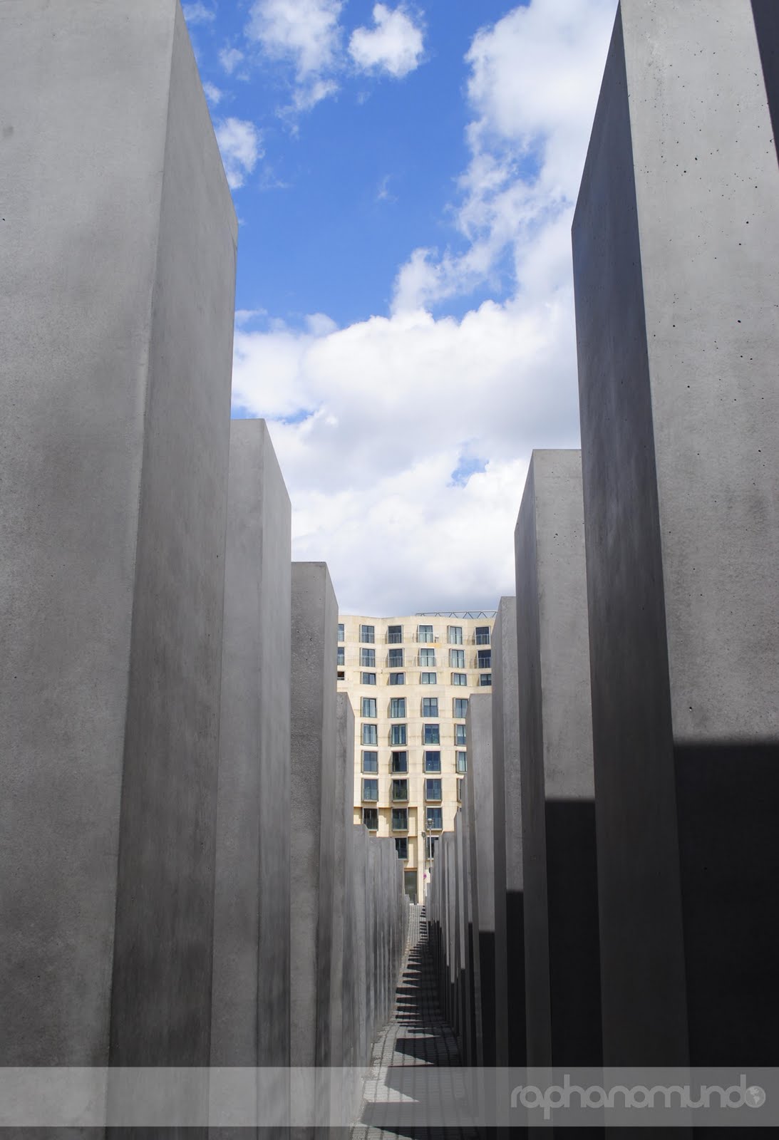 Visitando o Memorial do Holocausto de Berlim