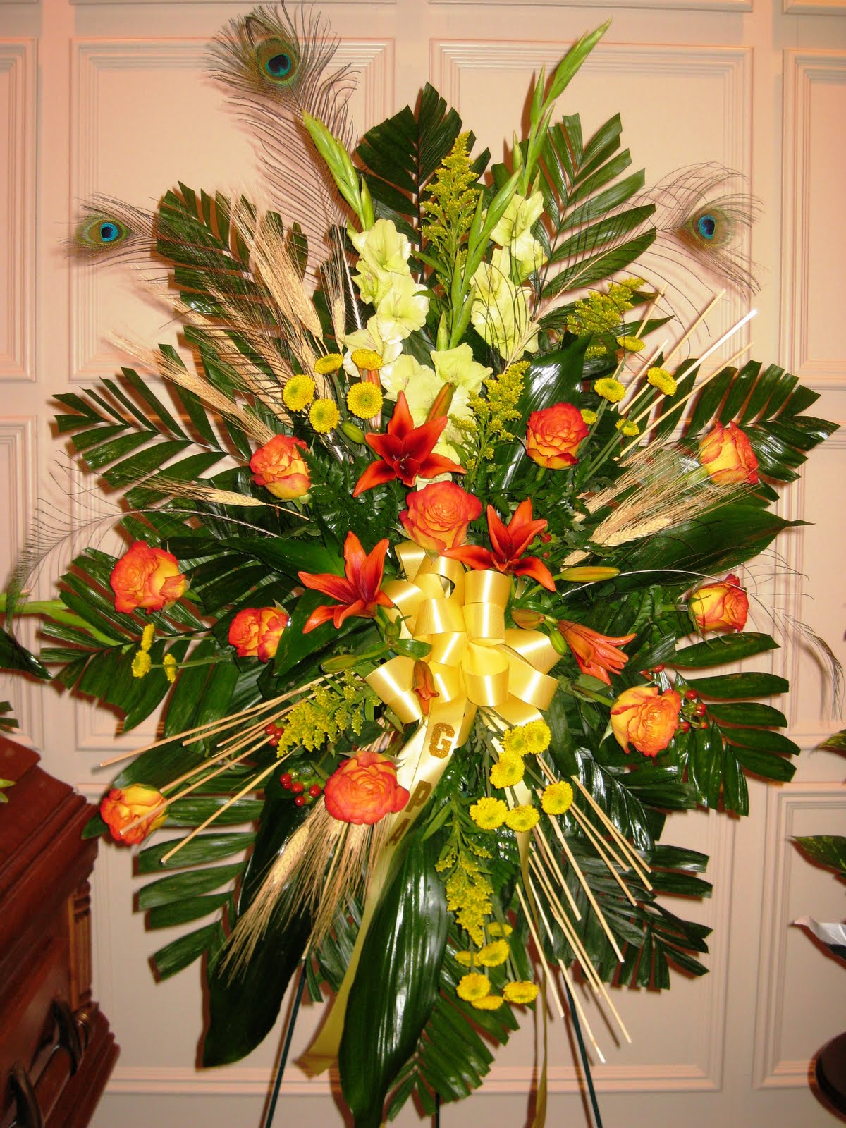 Bowden Floral: Easel Arrangements