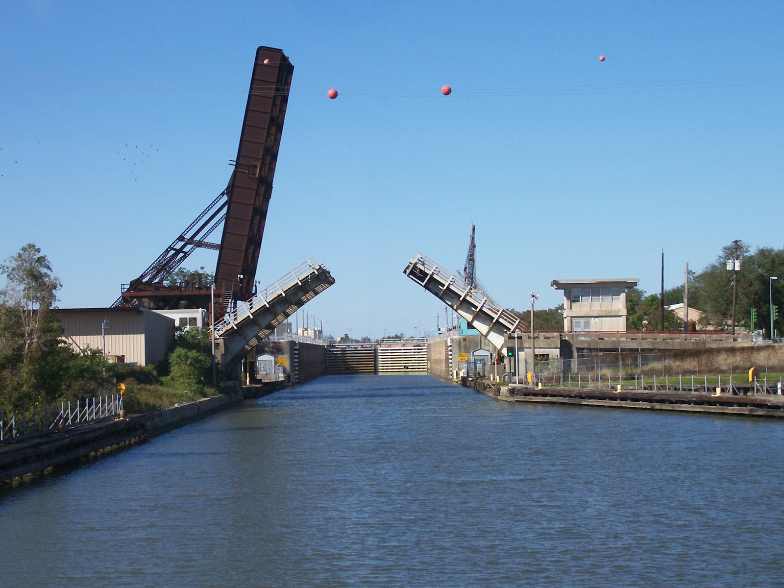 MV "Help Me Rhonda": Houma to New Orleans