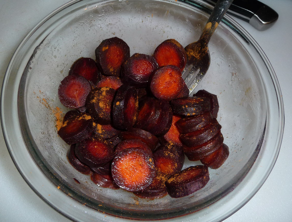 Jen's Food Challenge: Challenge #55 - Maroon carrots!