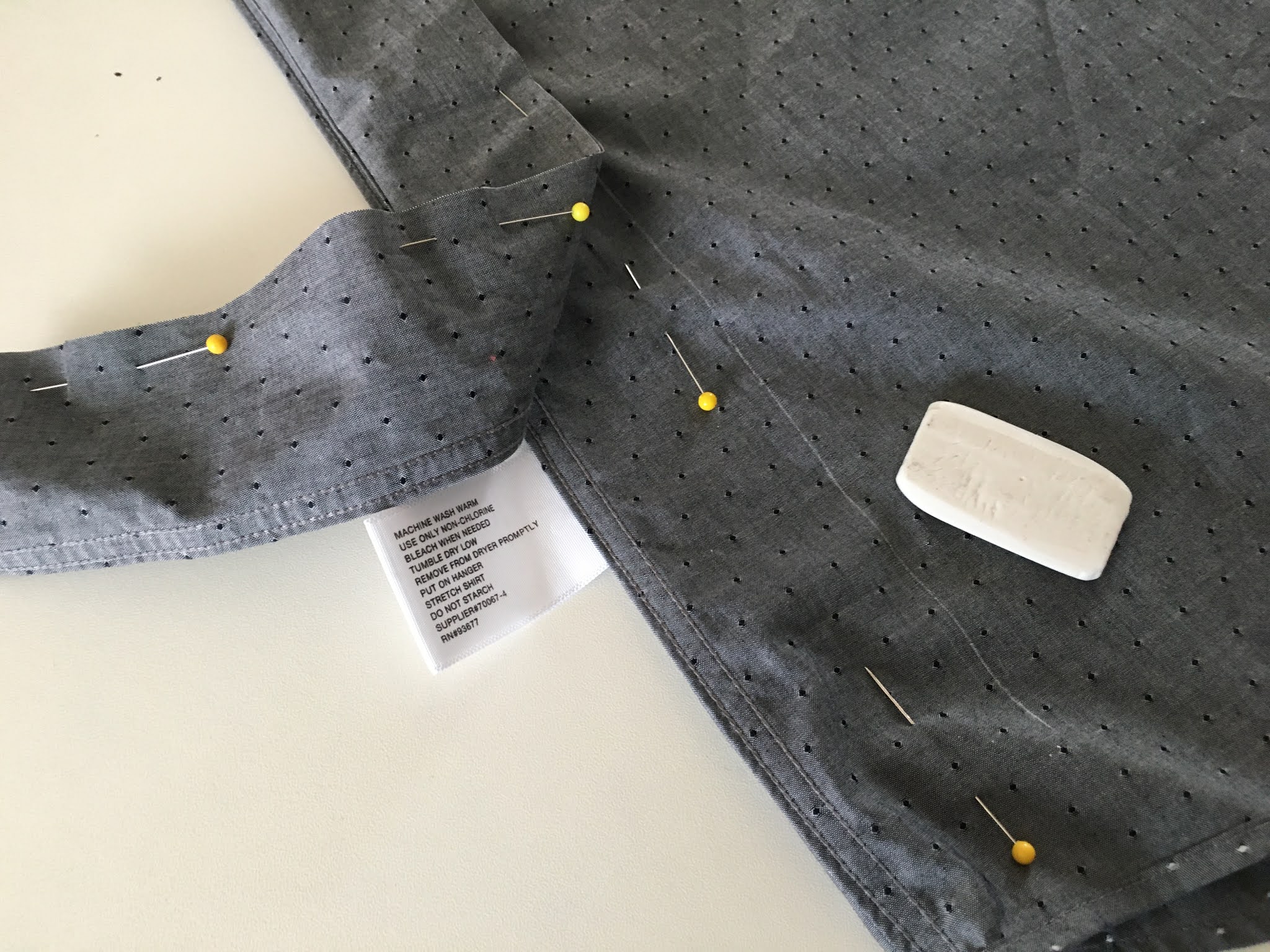 sewcreatelive: Men's Dress Shirt--How to Taper Sides