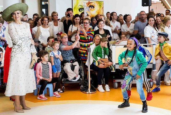 Princess Maxima opened new building of Princess Máxima Center