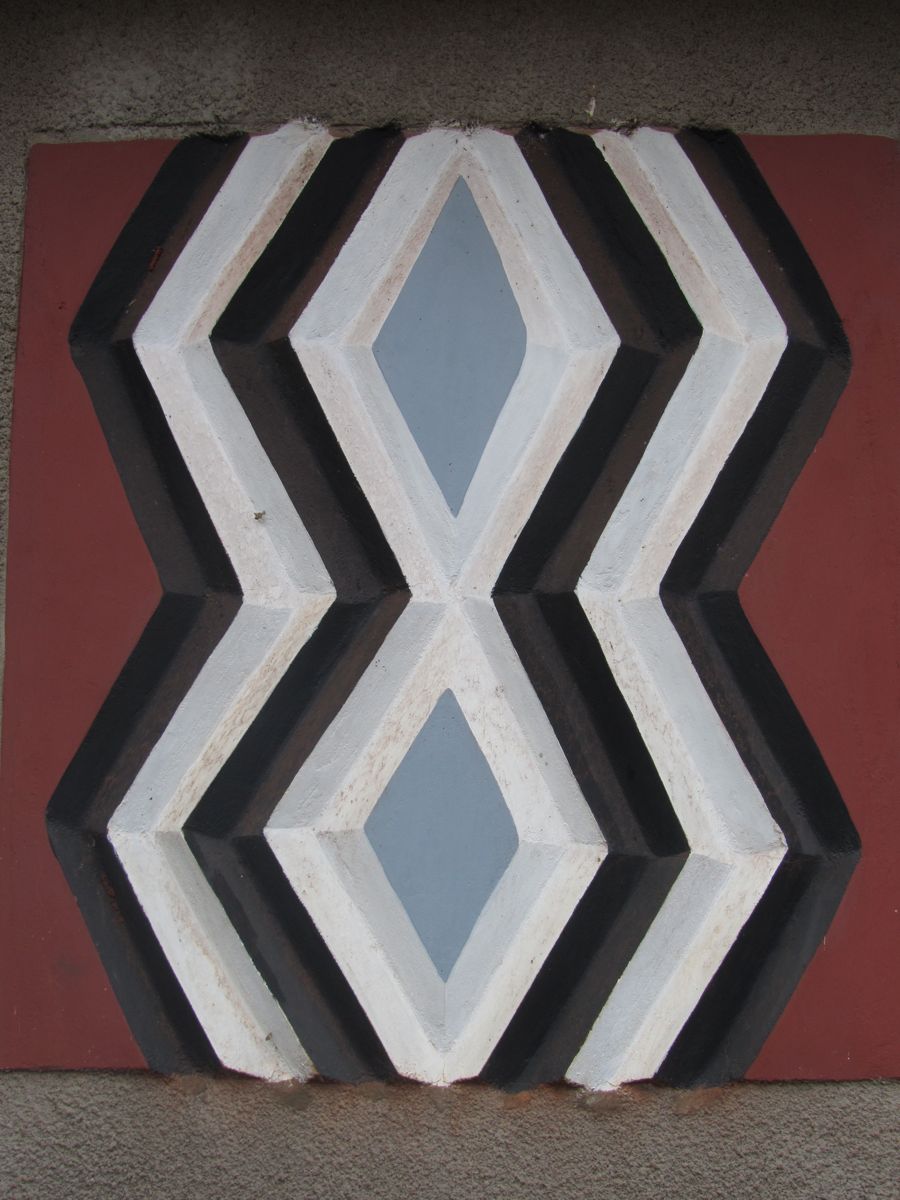 John Pugh in Rwanda: Imigongo Co-operative (cow dung art)